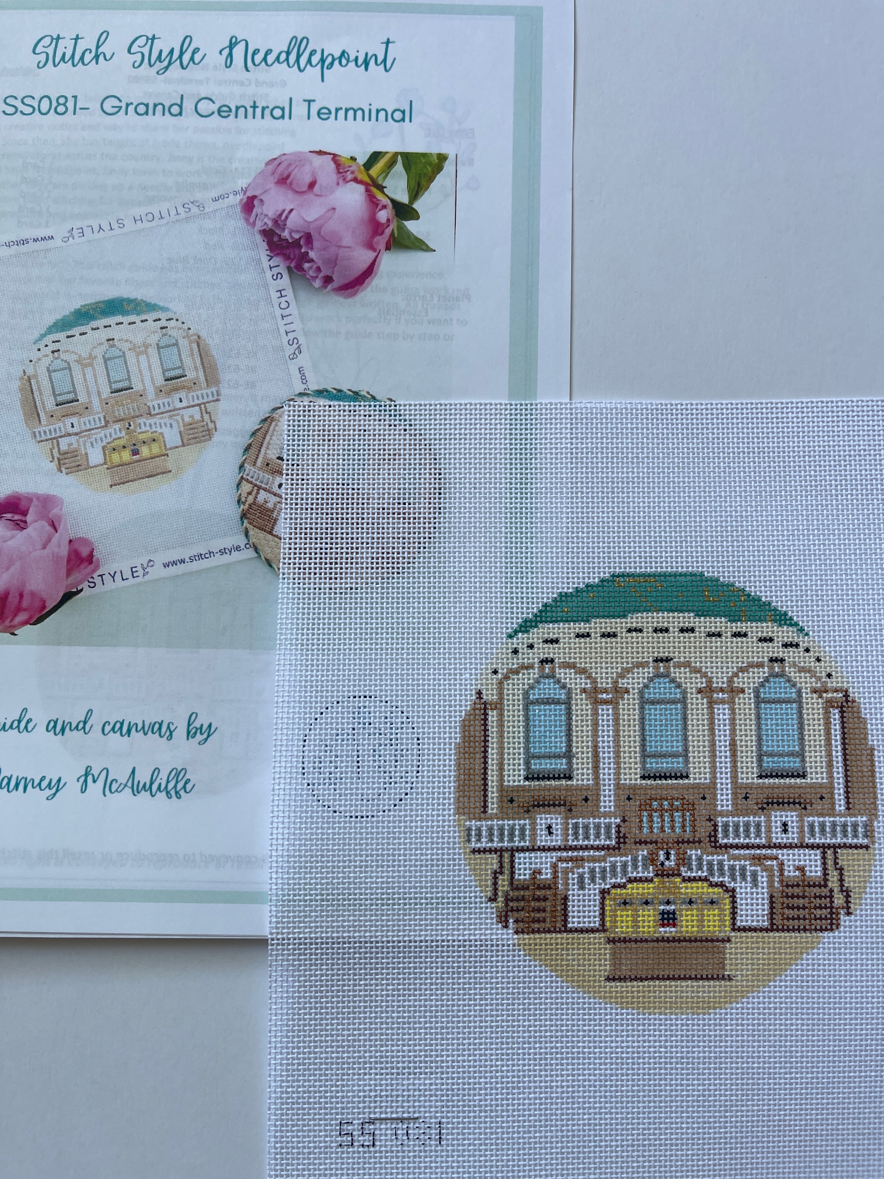 Grabs Central Terminal Canvas and Guide C-SS081 – Heirloom Designs