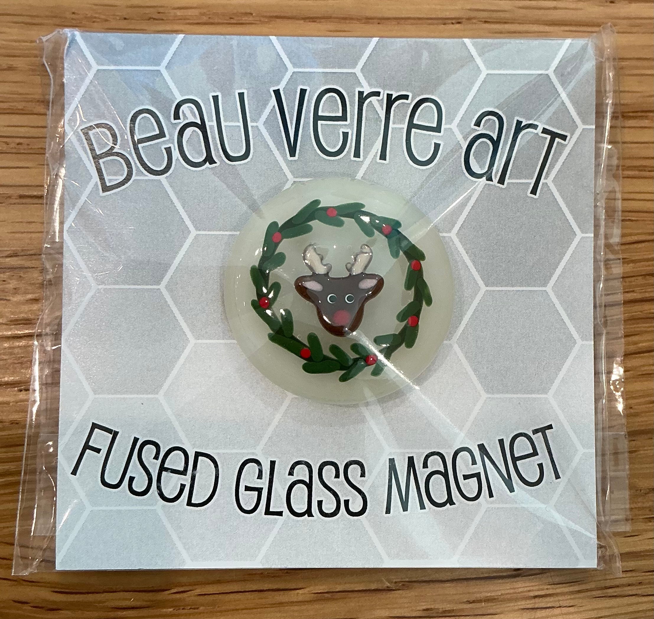 Glass Needle Minder Reindeer A-BVNMREINDEER – Heirloom Designs